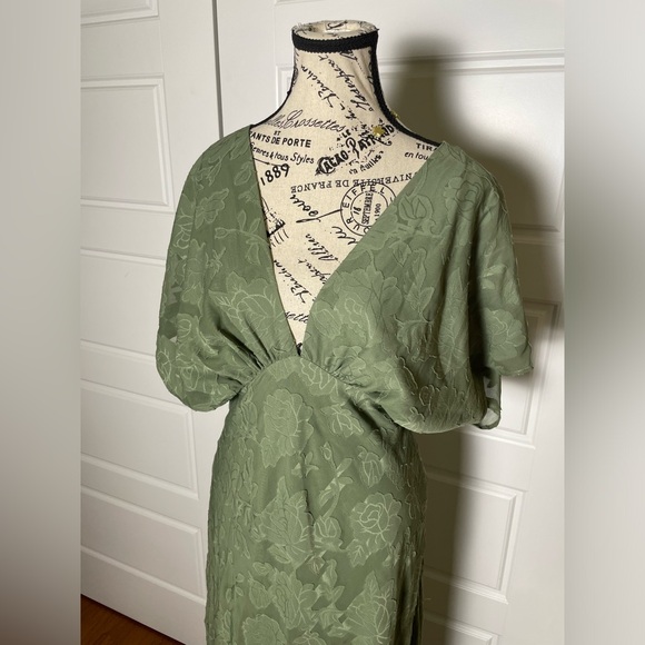 Anthropologie | Dresses | Anthropologie X Hutch Lindy Green Floral ...